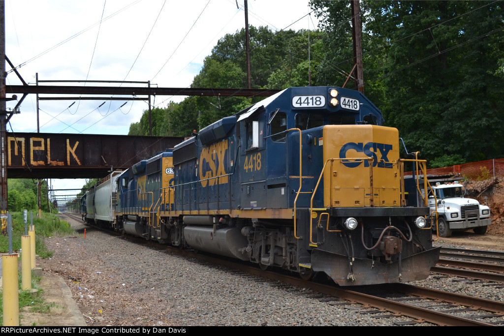 CSX GP38-2 4418 and GP40-2 6341 bringing up the rear on C770-26.